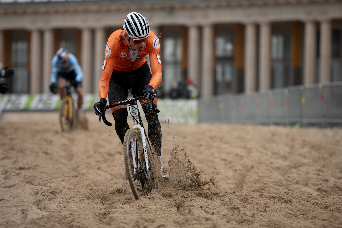 Veldritkrant.be | Foto's | WK veldrijden 2021 - elite heren